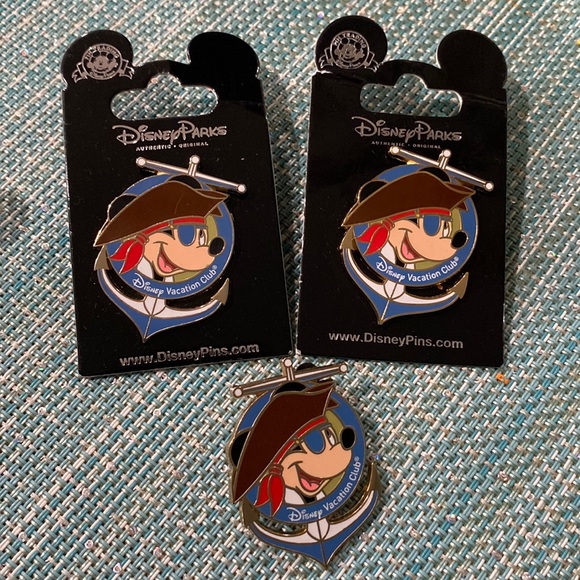 Disney | Jewelry | 22 Disney Parks Dvc Vacation Club Mickey Mouse ...